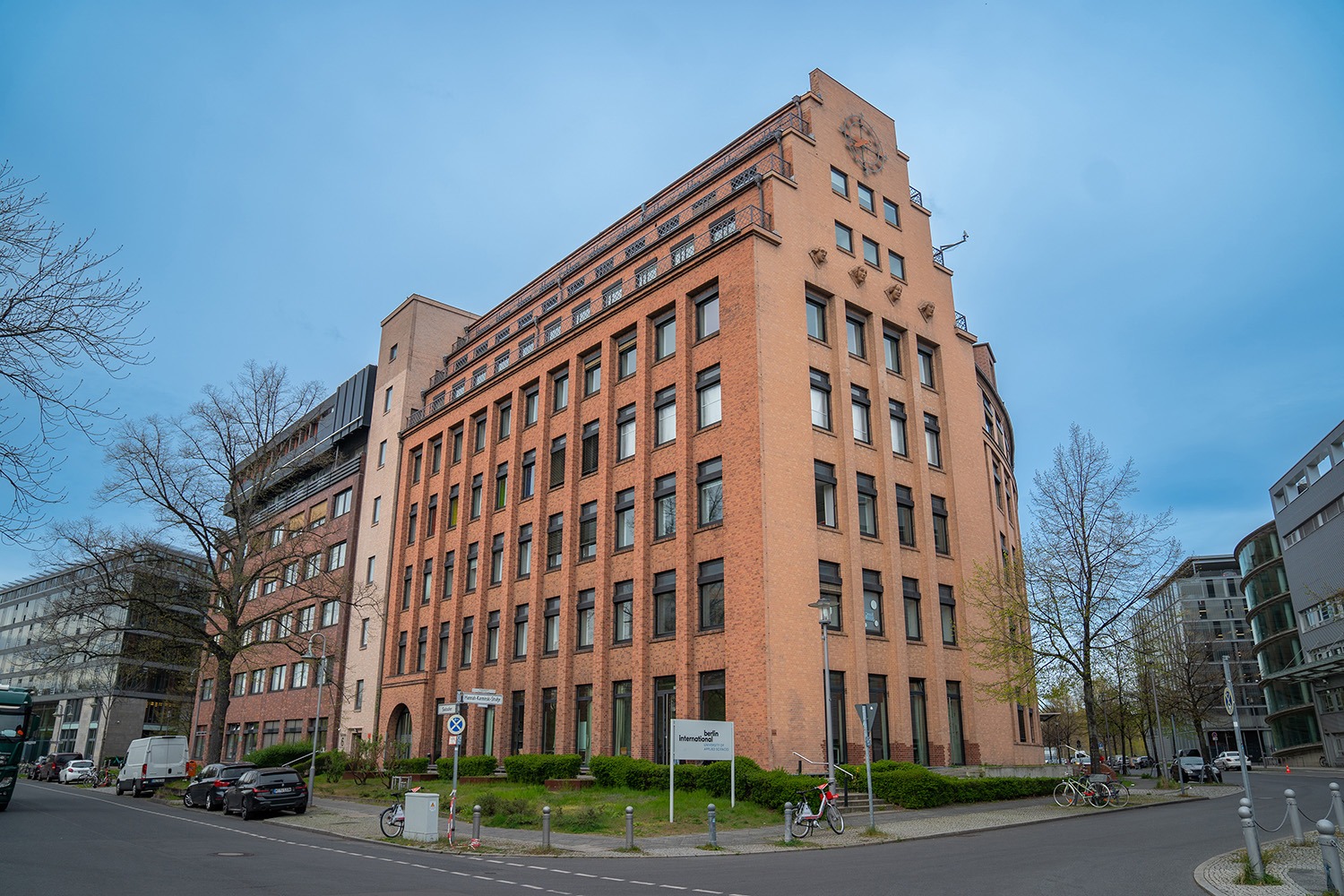 Berlin International University of Applied Science - Landscape Together
